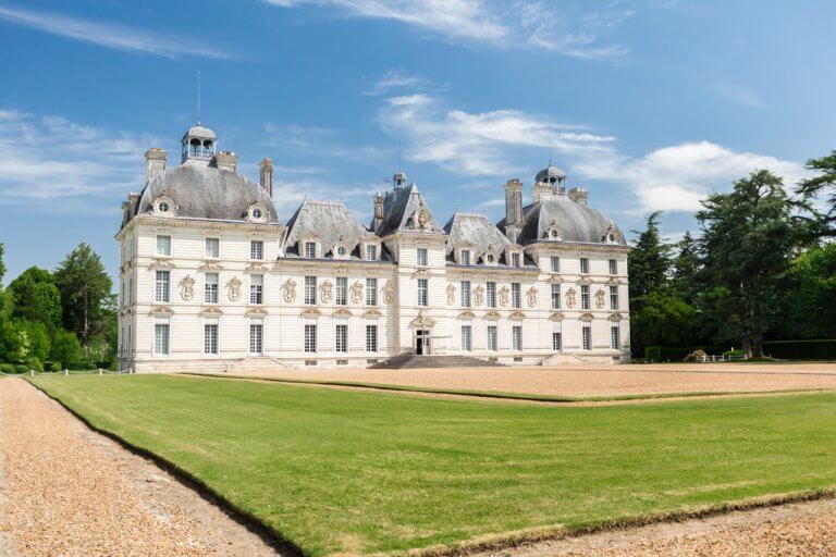 Best Loire Valley Castles – Map & Tips | France Bucket List