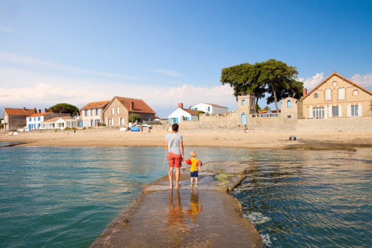 Best French Islands to Visit (Islands in France Mainland & Overseas ...