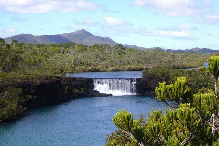 Best French Islands to Visit (Islands in France Mainland & Overseas ...