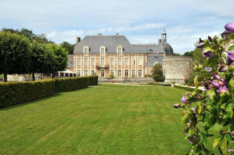 Best Château-Hotels in Champagne Region | France Bucket List