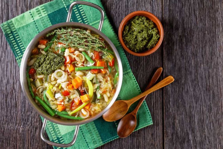 Food in Provence – The Must-Eats of Provençal Cuisine | France Bucket List