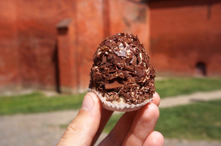 Best Food in Lille, France (Lille Food Guide) | France Bucket List