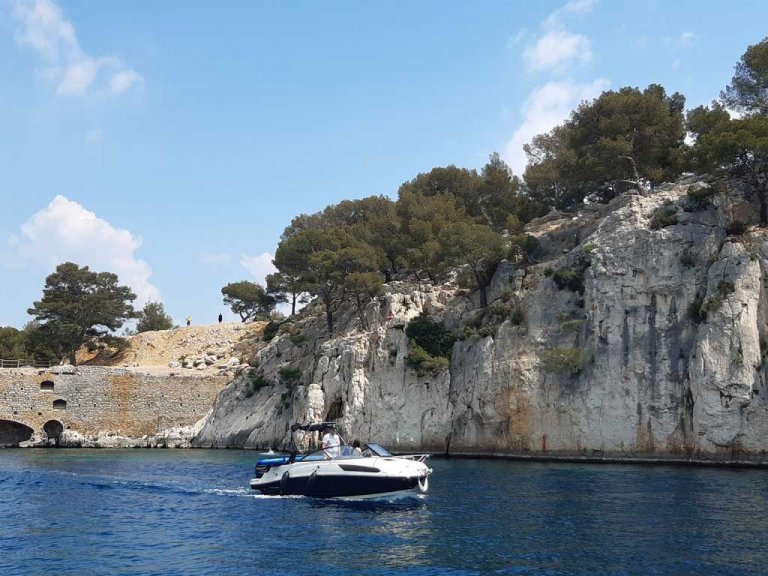 What to Do in Cassis, France | France Bucket List