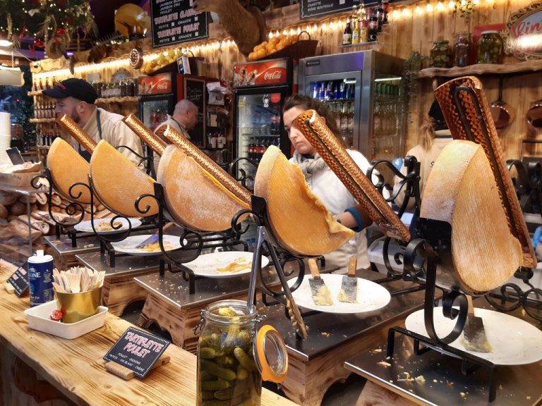 10 Best French Cheeses You Need to Try | France Bucket List